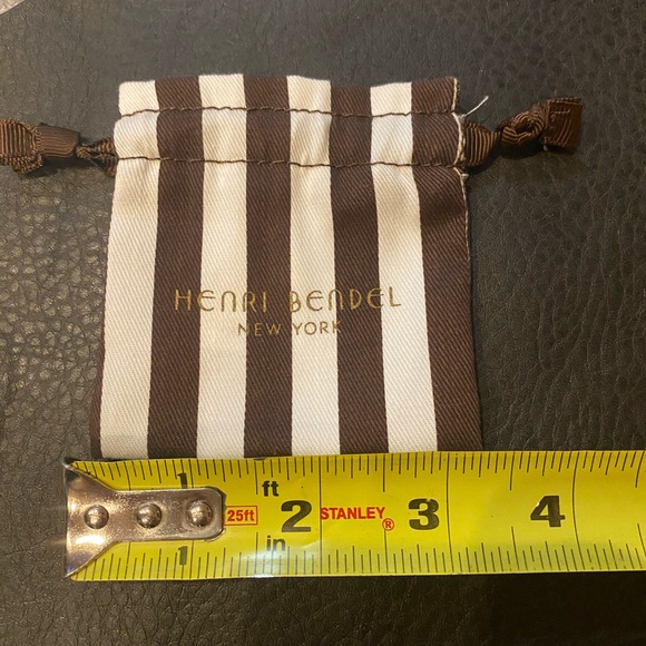 henri bendel | Accessories | Henri Bendel Travel Drawstring Bag Jewelry ...